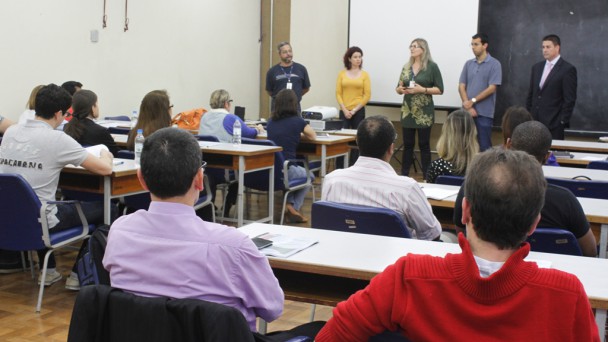 FDRH recebe 45 servidores em curso voltado à gestão e fiscalização de ...