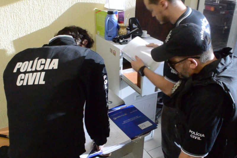 Polícia Civil cumpre ordens judiciais para combater crimes contra a ... Polícia Civil cumpre ordens judiciais para combater crimes contra a ...